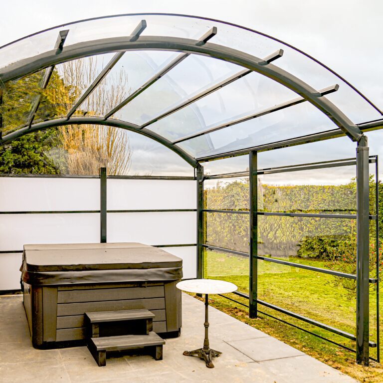 Abri spa extérieur en aluminium - ABRIS ARCHETYPE